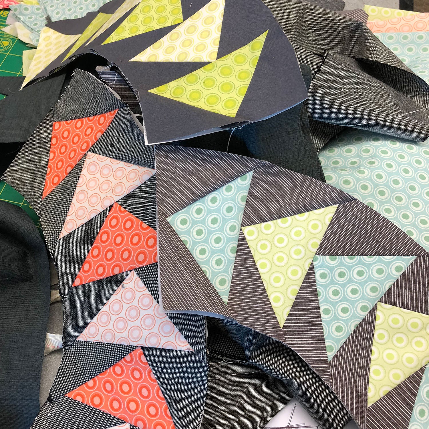 Live Online Classes & Lectures – Stitchin' Post